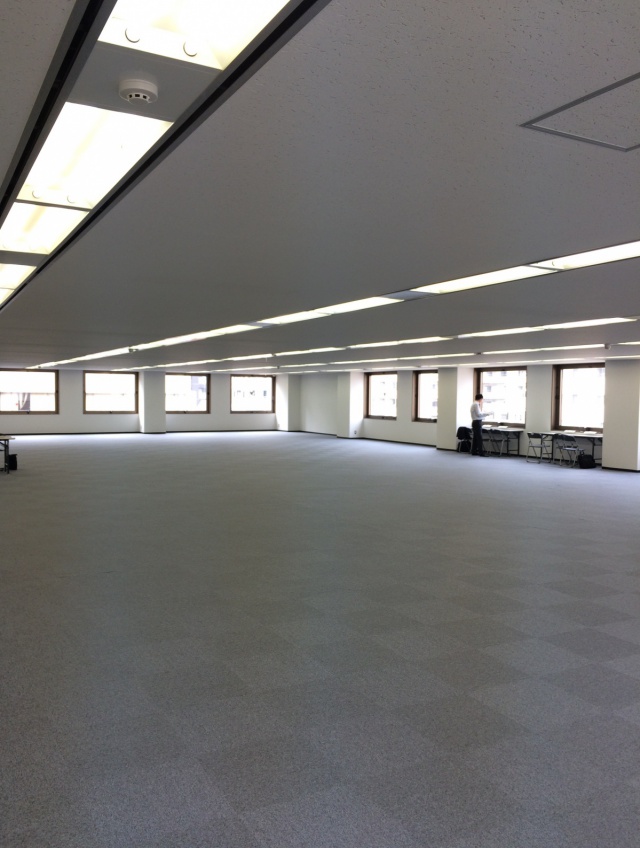 稲村ビル 7F – gramオフィス不動産